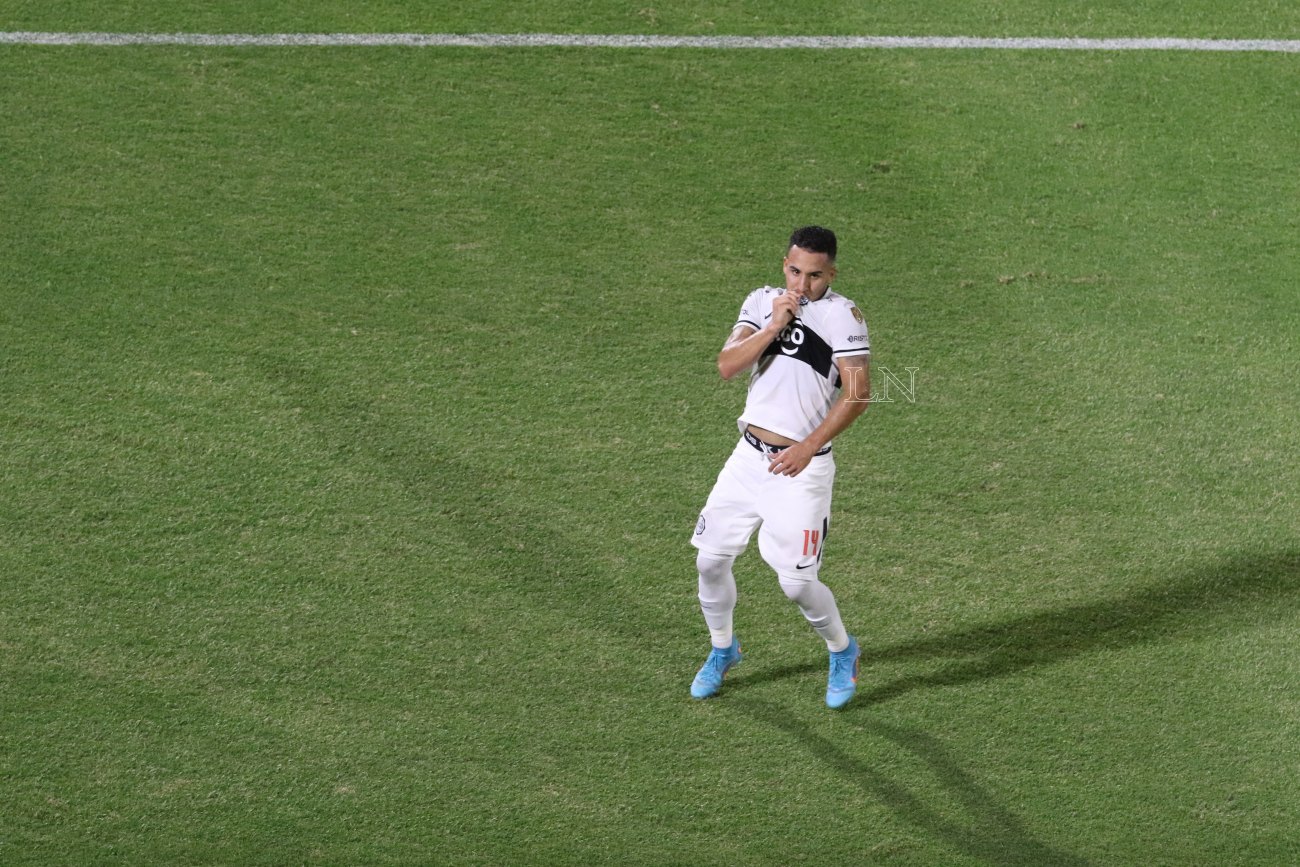 Versus / El derechazo de Cardozo, elegido como el gol de la semana en ...